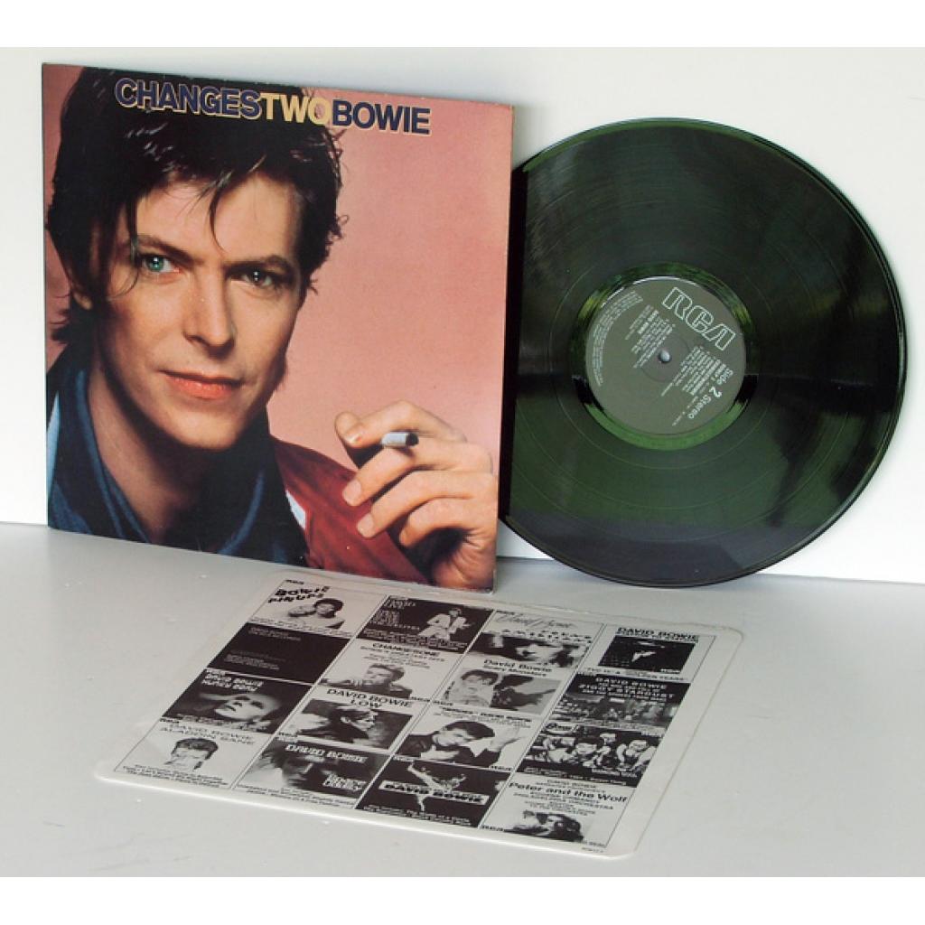 DAVID BOWIE changes two bowie BOWLP3 With inner sleeve showing all ...