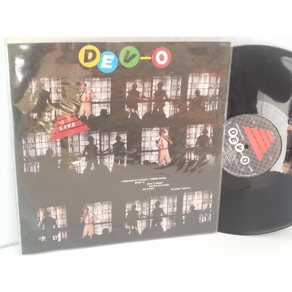 DEVO live