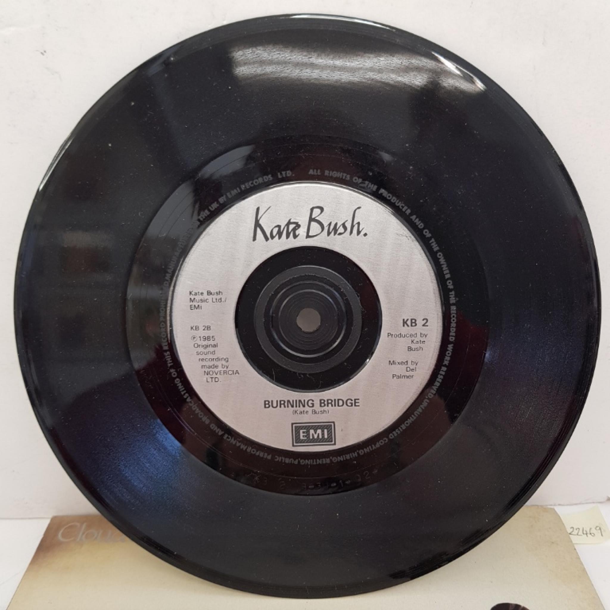 KATE BUSH - Cloudbusting, B side - Burning Bridge, 7"single, KB 2 ...