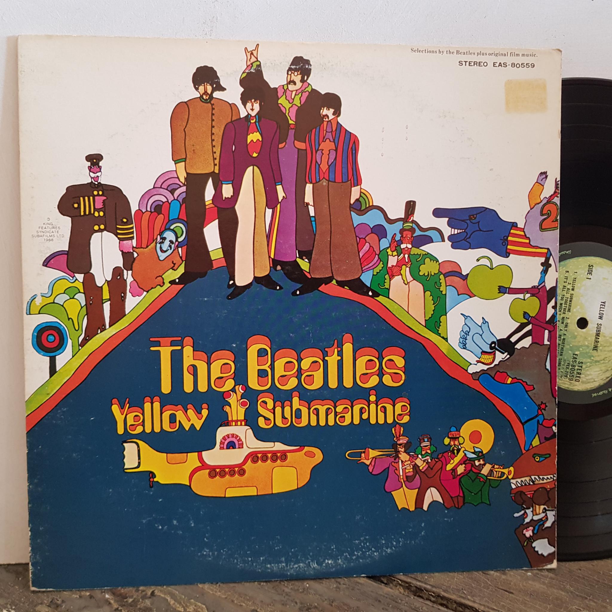 THE BEATLES yellow submarine VINYL 12" LP. EAS80559