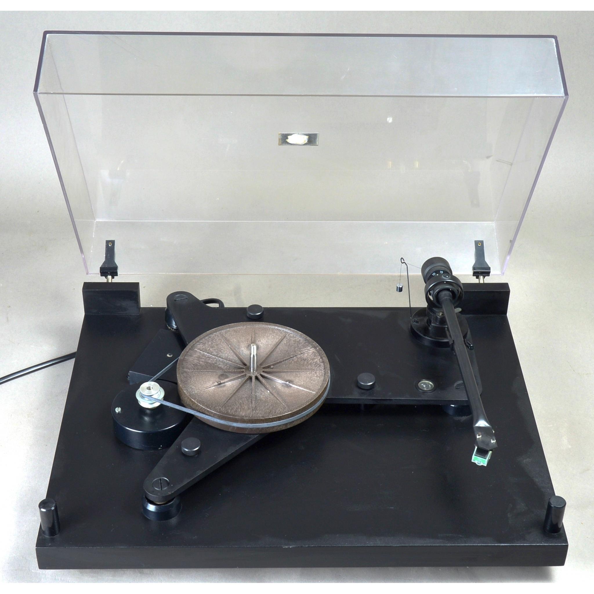Pro-ject 6 turntable