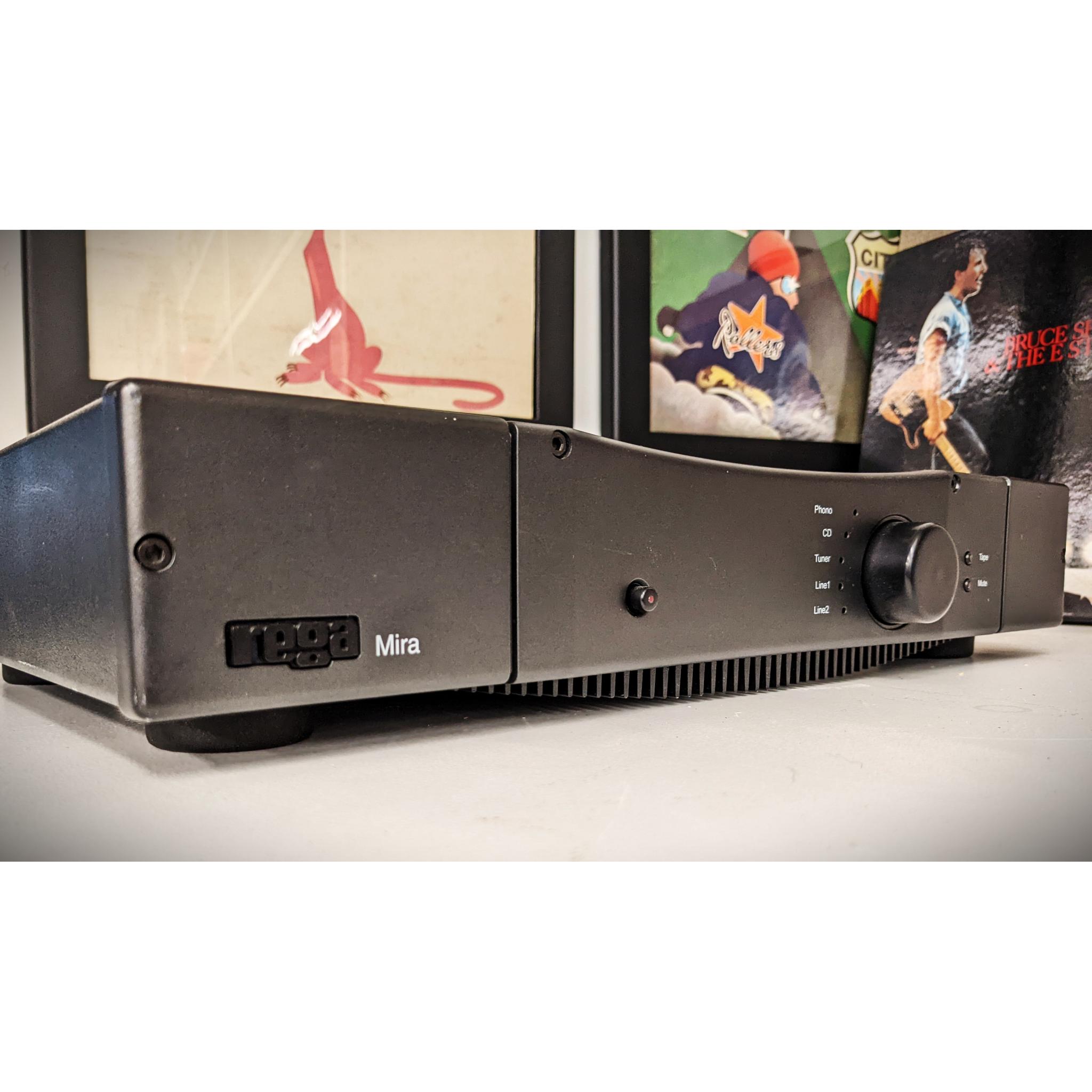 REGA MIRA AMPLIFIER. WITH SOLAR REMOTE CONTROL