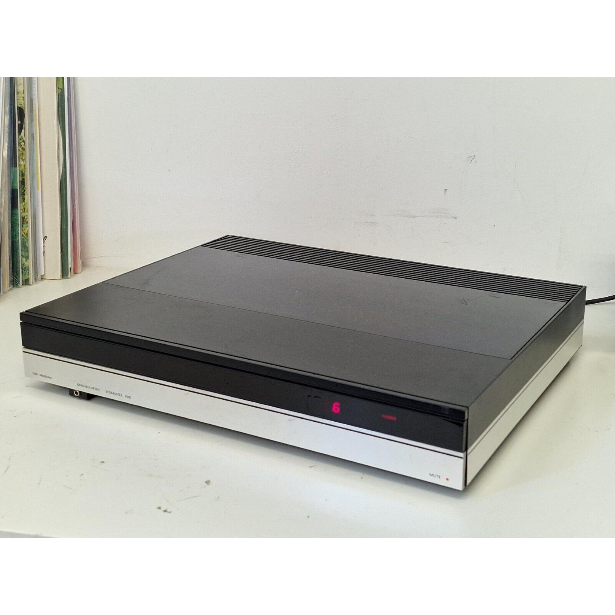 BANG OLUFSEN BeoMaster 7000 Receiver Amplifier Tuner B&O & MCP5500 Control Panel