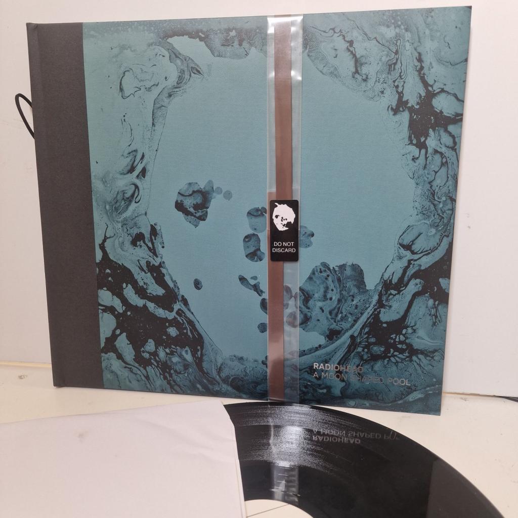 RADIOHEAD A Moon Shaped Pool Special Edition 2x 12" Vinyl. 2x CD. LP ...